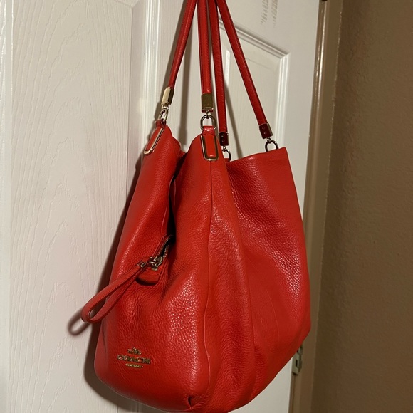 Bags | Coach Medium Shoulder Bag | Poshmark